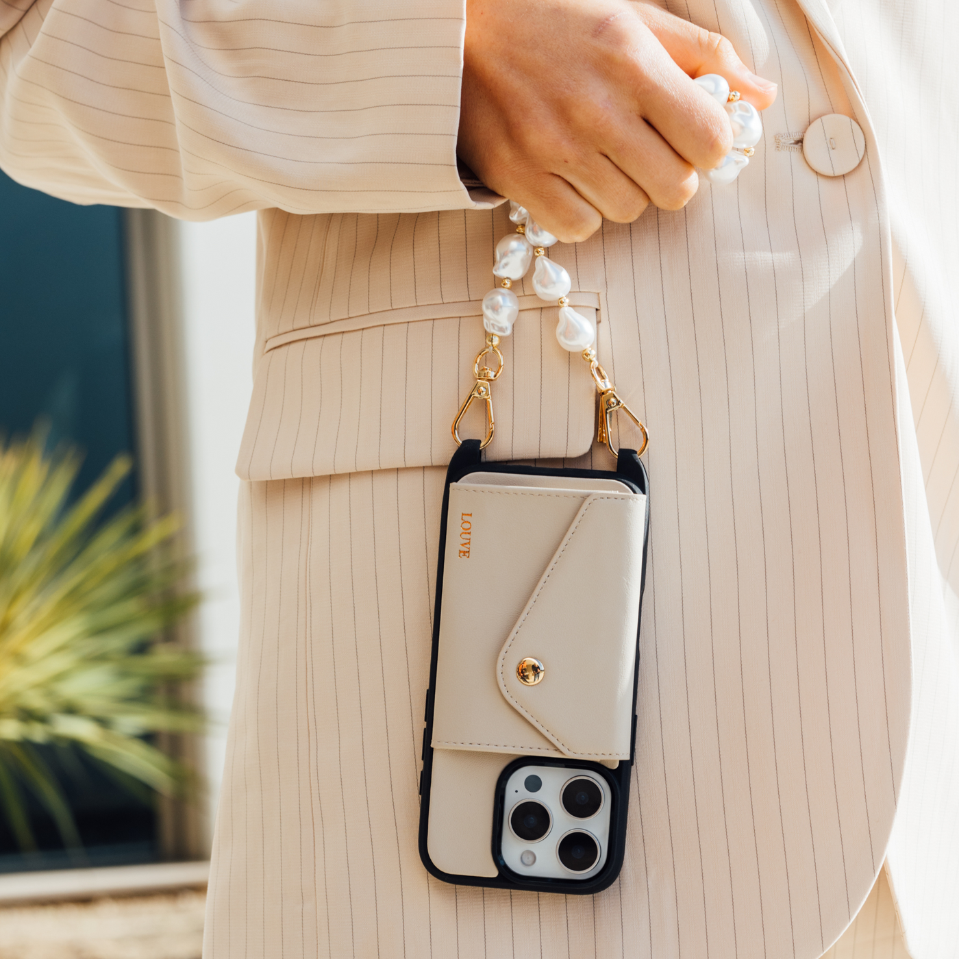 Wearable Phone Lanyard | Phone case with Strap | Crossbody Phone Cases ...